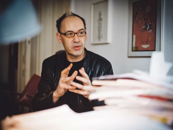 Robert Misik: Die Utopielosigkeit und ihre Gespenster - Münchner Feuilleton