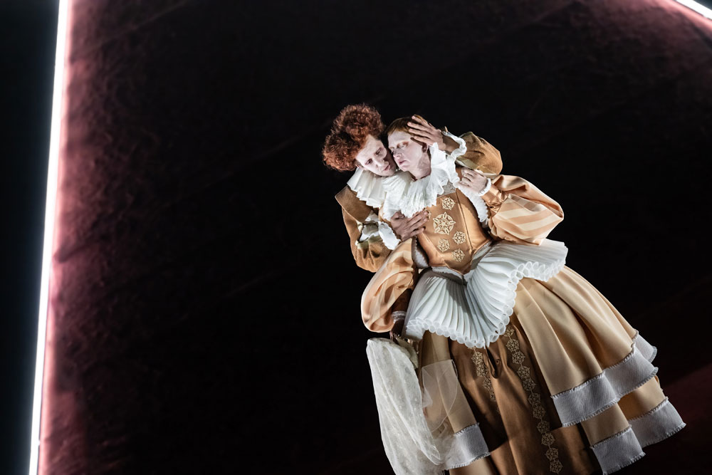 Maria Stuart: Nora Schlockers Inszenierung am Residenztheater ...